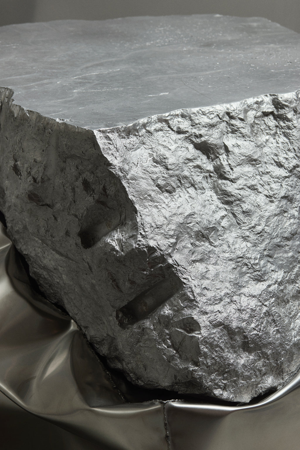 Alu Cast Marble Console – Objects With Narratives