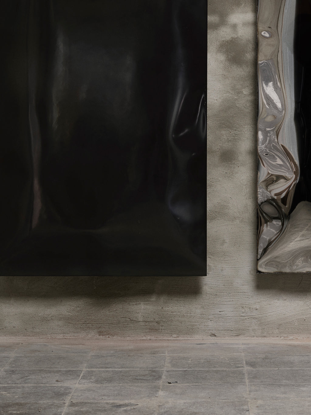 Twins Mirror – Objects With Narratives