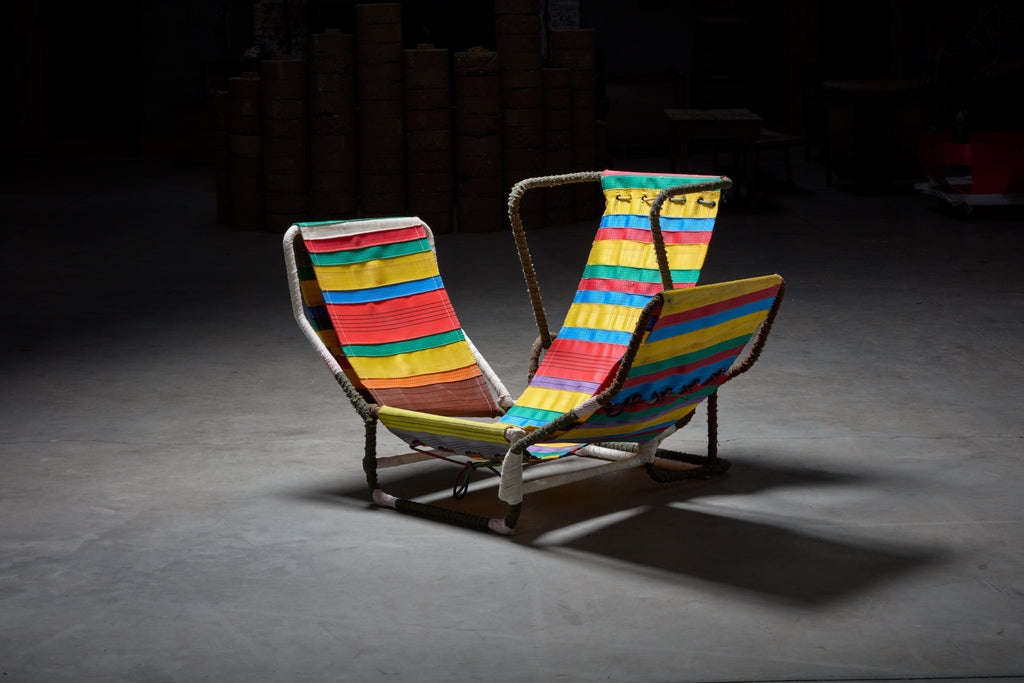 Straps Crane Lounge chair – Objects With Narratives