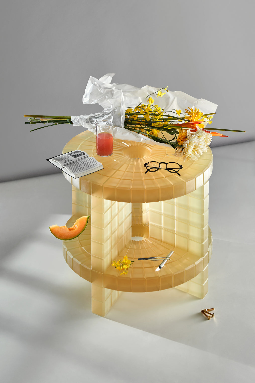 Metropolis Coffee Table – Objects With Narratives