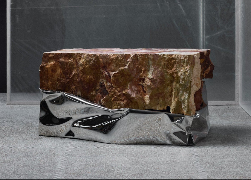 Consoles – Objects With Narratives