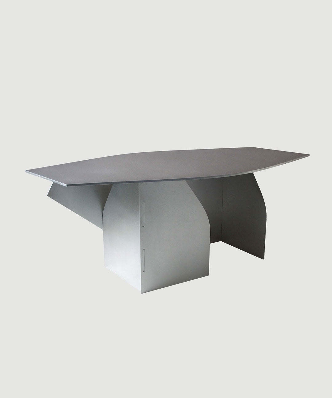 Wals low table – Objects With Narratives