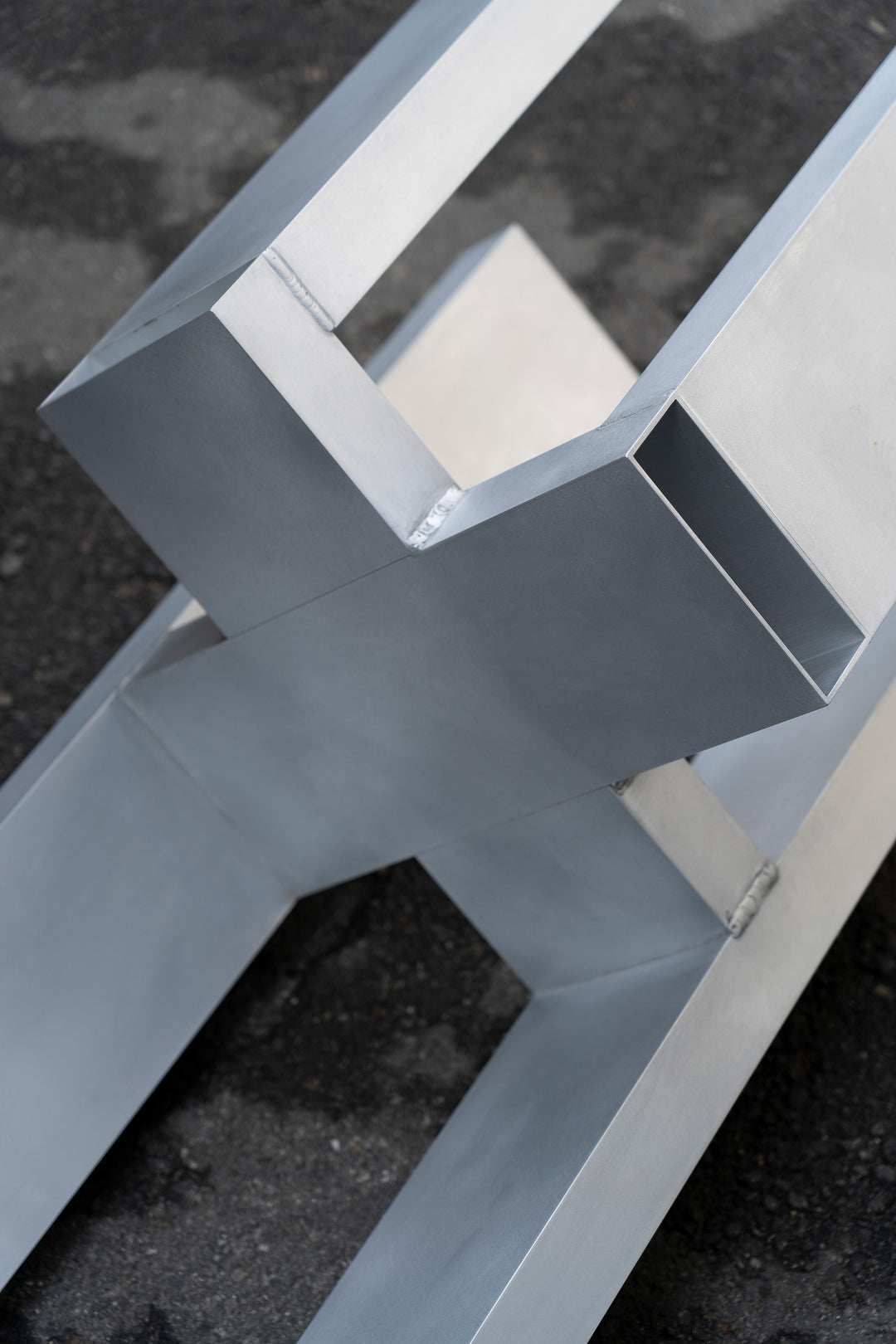 X Chair – Objects With Narratives
