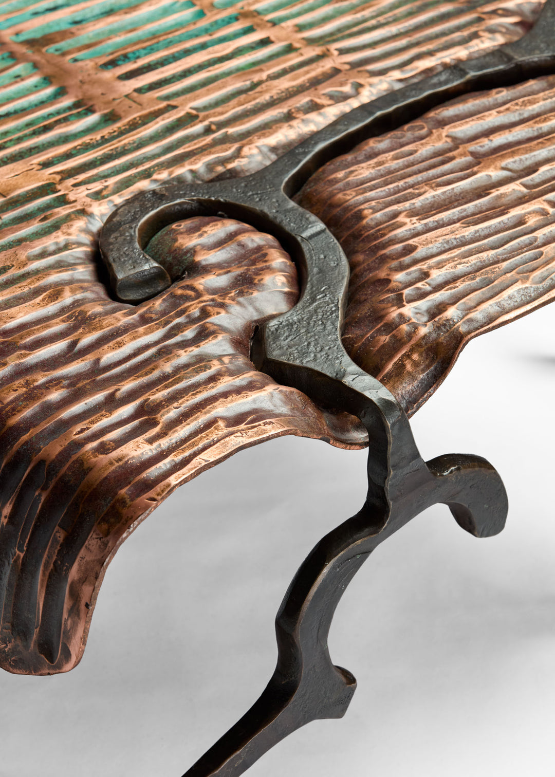 Solo Show Conrad Hicks – Objects With Narratives