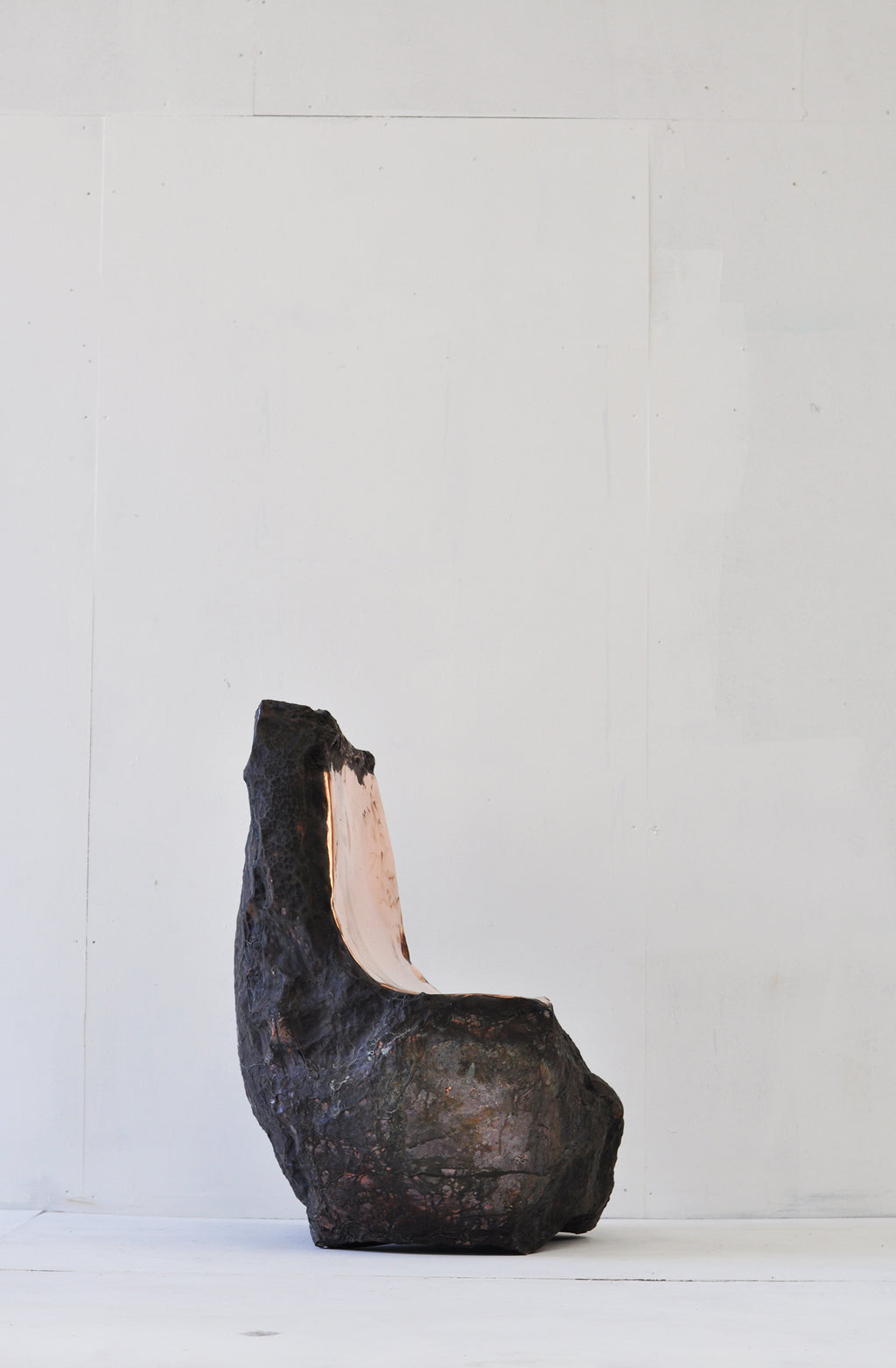 Rocking Chair II – Objects With Narratives