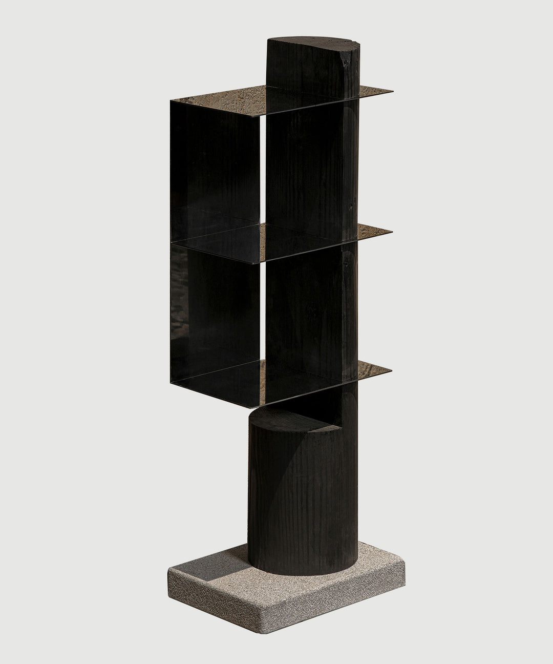 Split Shelf – Objects With Narratives